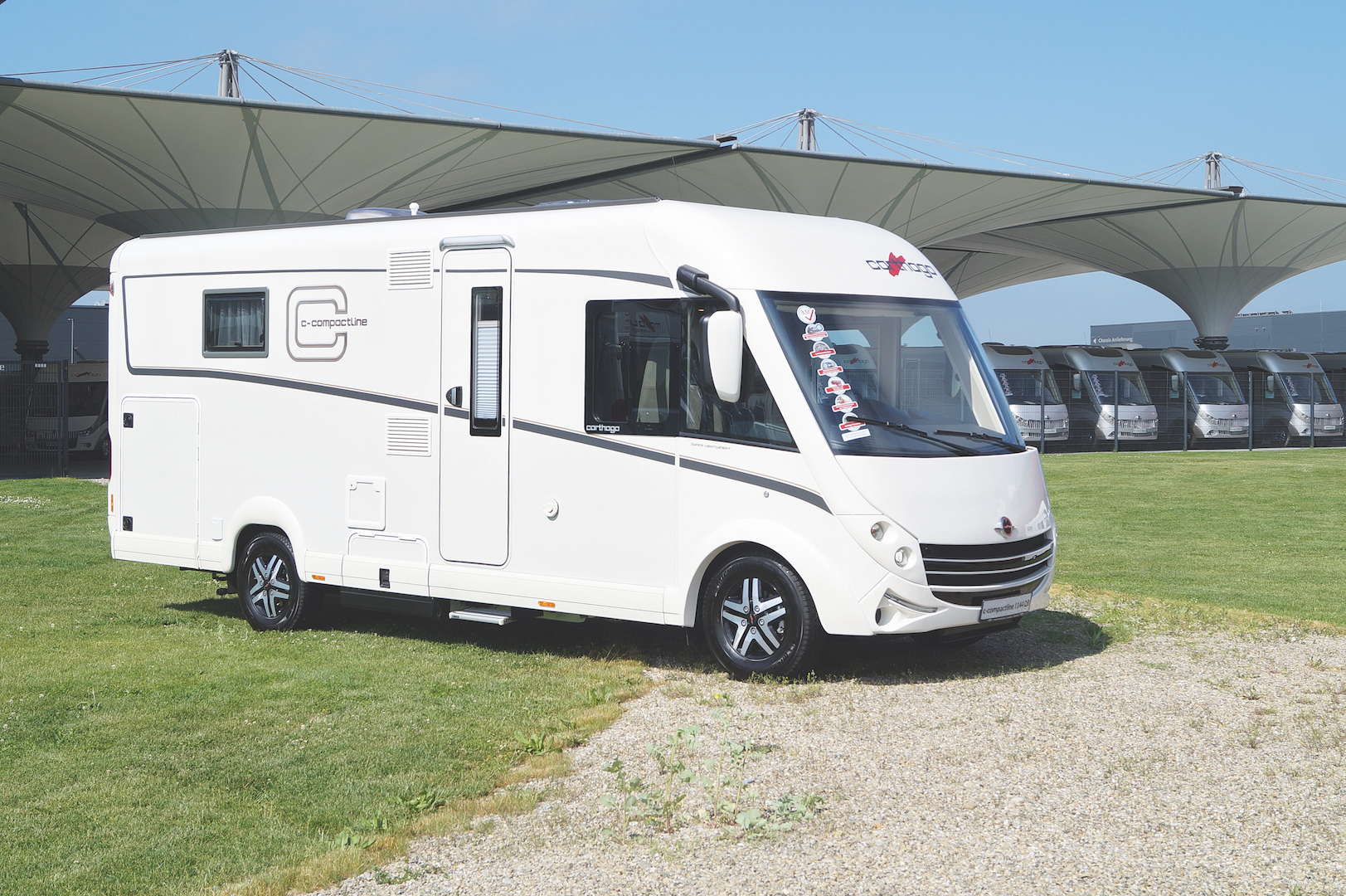 Il Motorhome Carthago C-compactline I 144 QB Recensito Bene | CamperLife