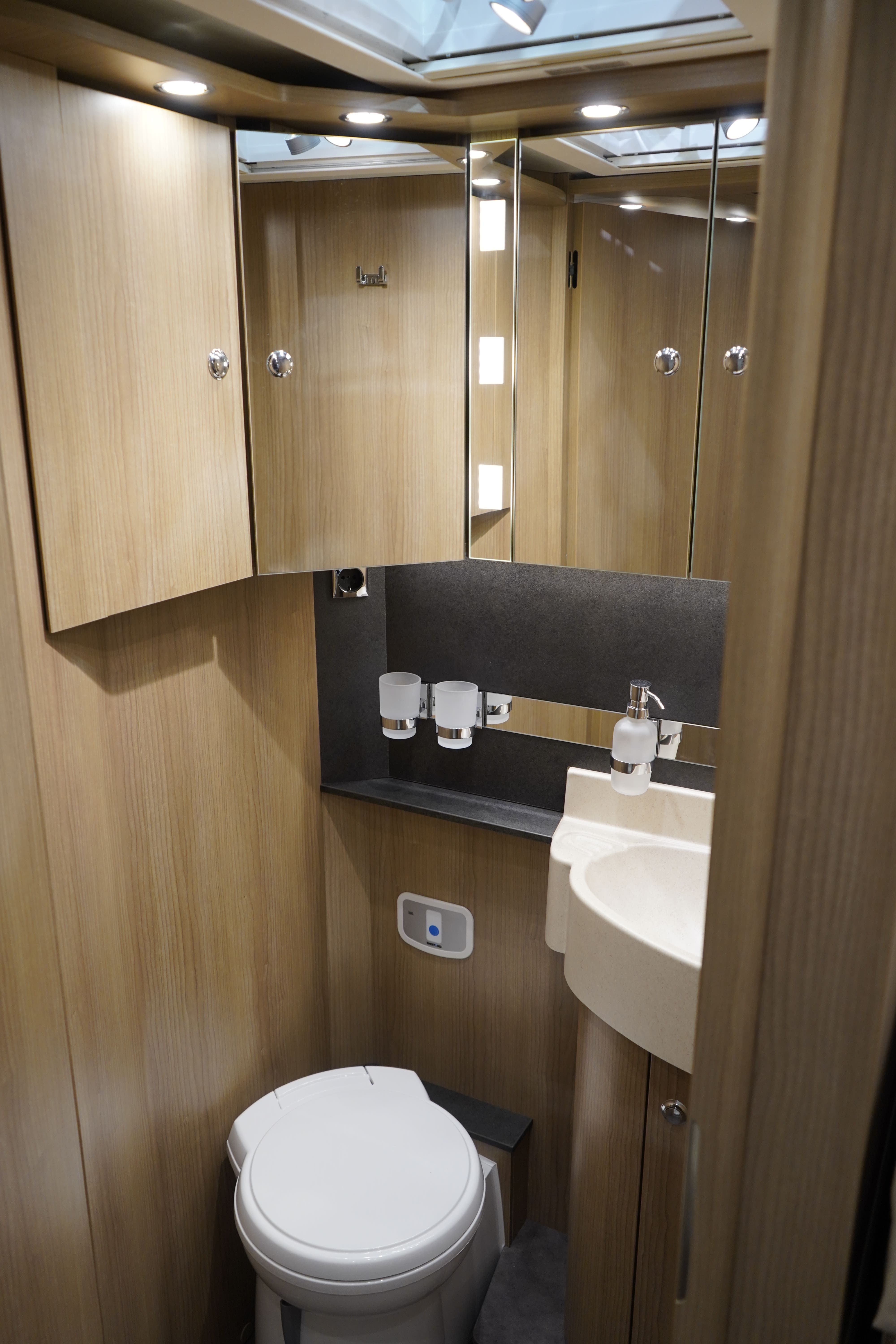 Malibu T 450 RB LE: vero comfort su ruote! | CamperLife